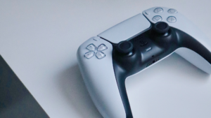 Why Is My PS5 Controller Red? - A Complete Guide | Decortweaks