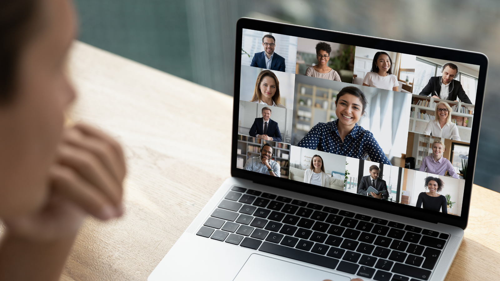How to Extend Zoom Meeting Time During a Meeting | Decortweaks