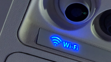 Does Zoom Work on Airplane Wi-Fi? | Decortweaks